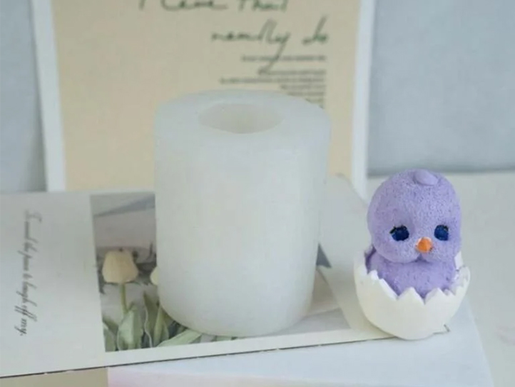 MOLDES DE SILICONA: MOLDE SILICONA POLLITO SALIENDO (11V5) (CS2)