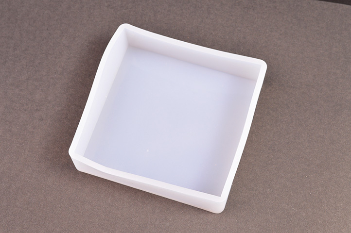 MOLDES DE SILICONA: MOLDE SILICONA p/RESINA CUADRADO LISO BM2422 (LIS)