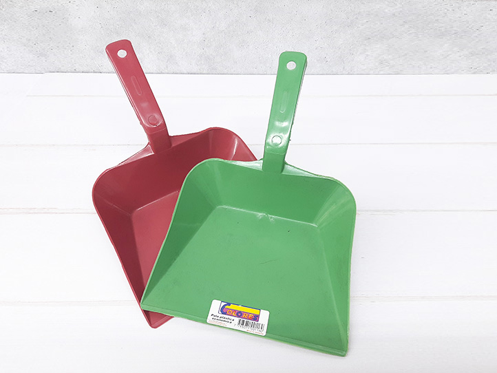 Plasticos y melamina: PALA PLASTICA ECONOMICA (N)